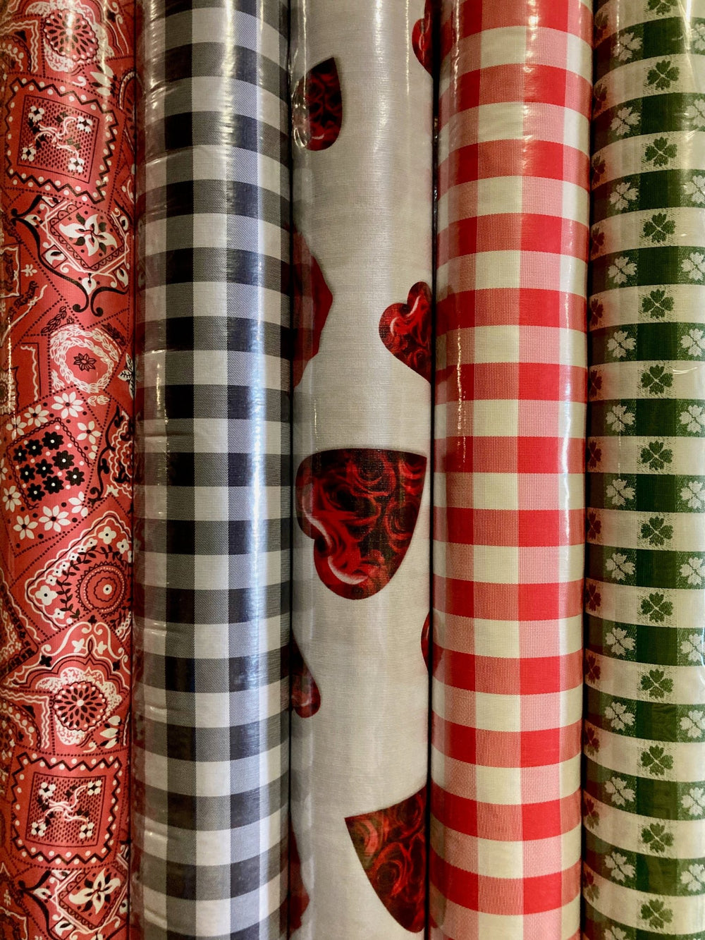 Custom Vinyl Table Covers & Rolls – Americo Vinyl & Fabric